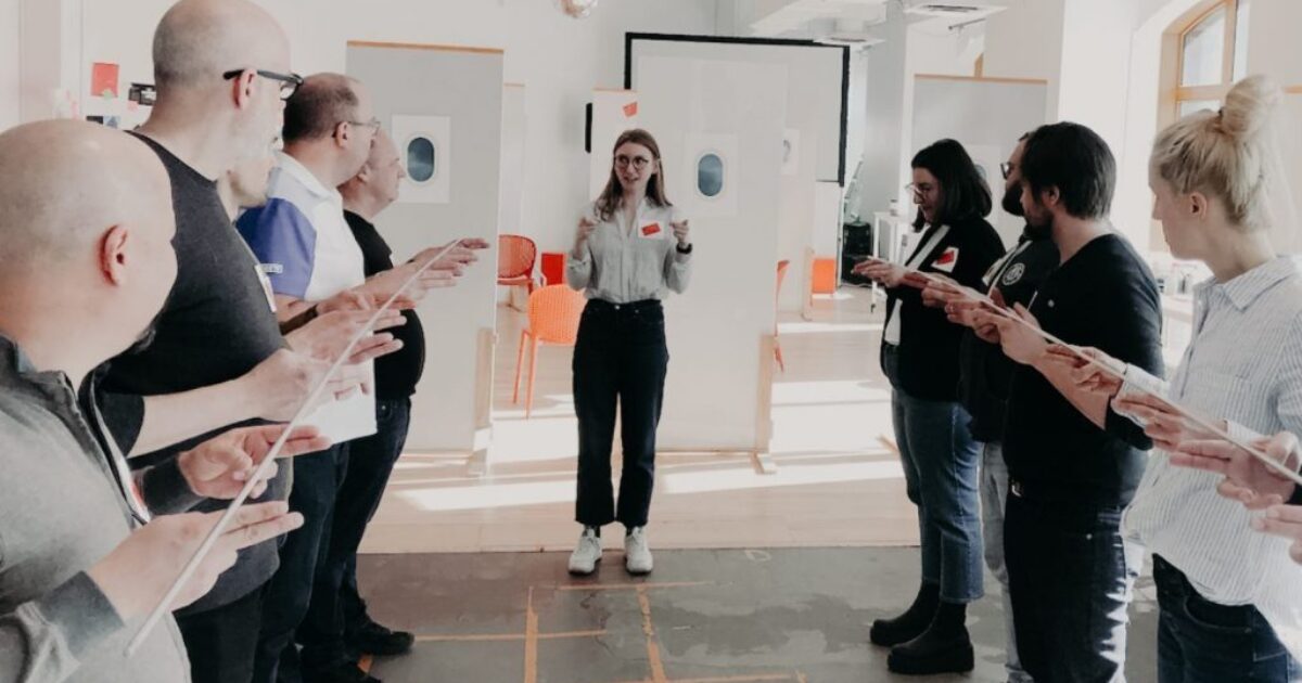 Elema : Se redéfinir pour un avenir solide | La Factry